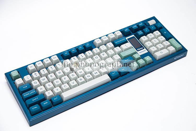 AKKO 5098B - Review | ThePhonograph.net